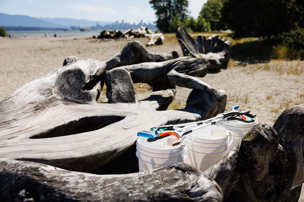 Beach Cleanups — Surfrider Foundation Canada