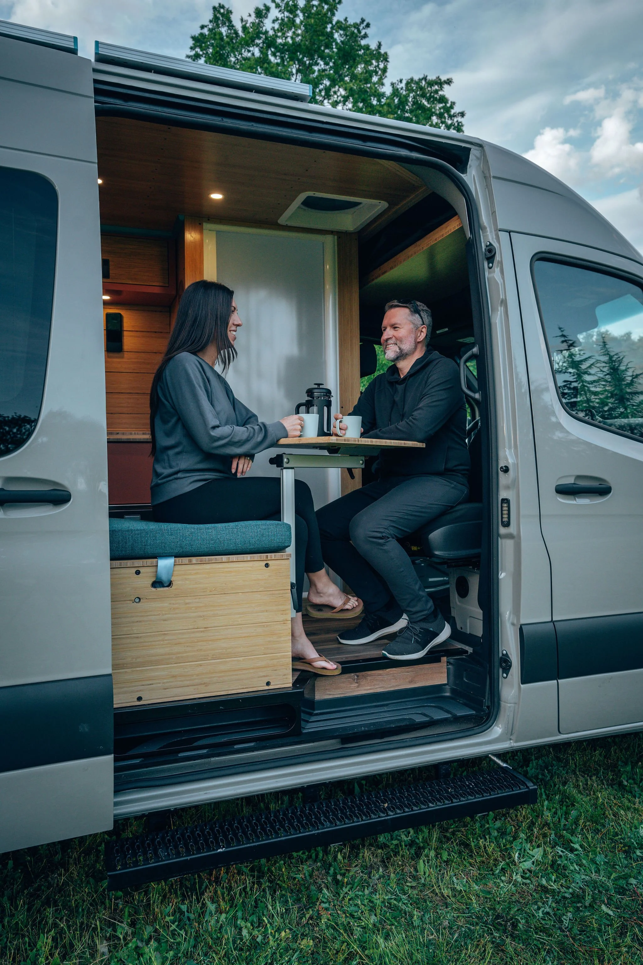 Scenic Vanlife Rentals and Builds