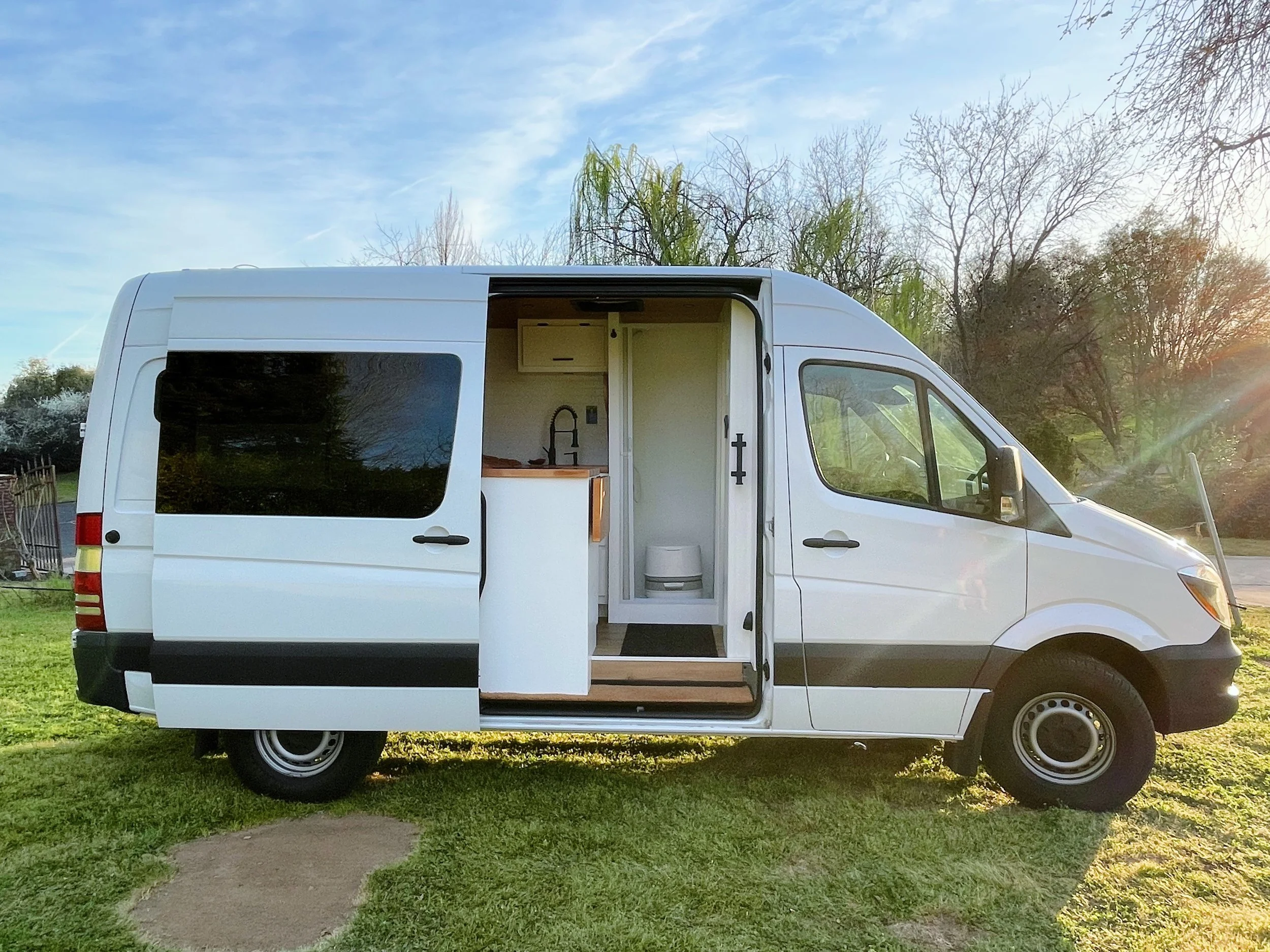 Scenic Vanlife Rentals
