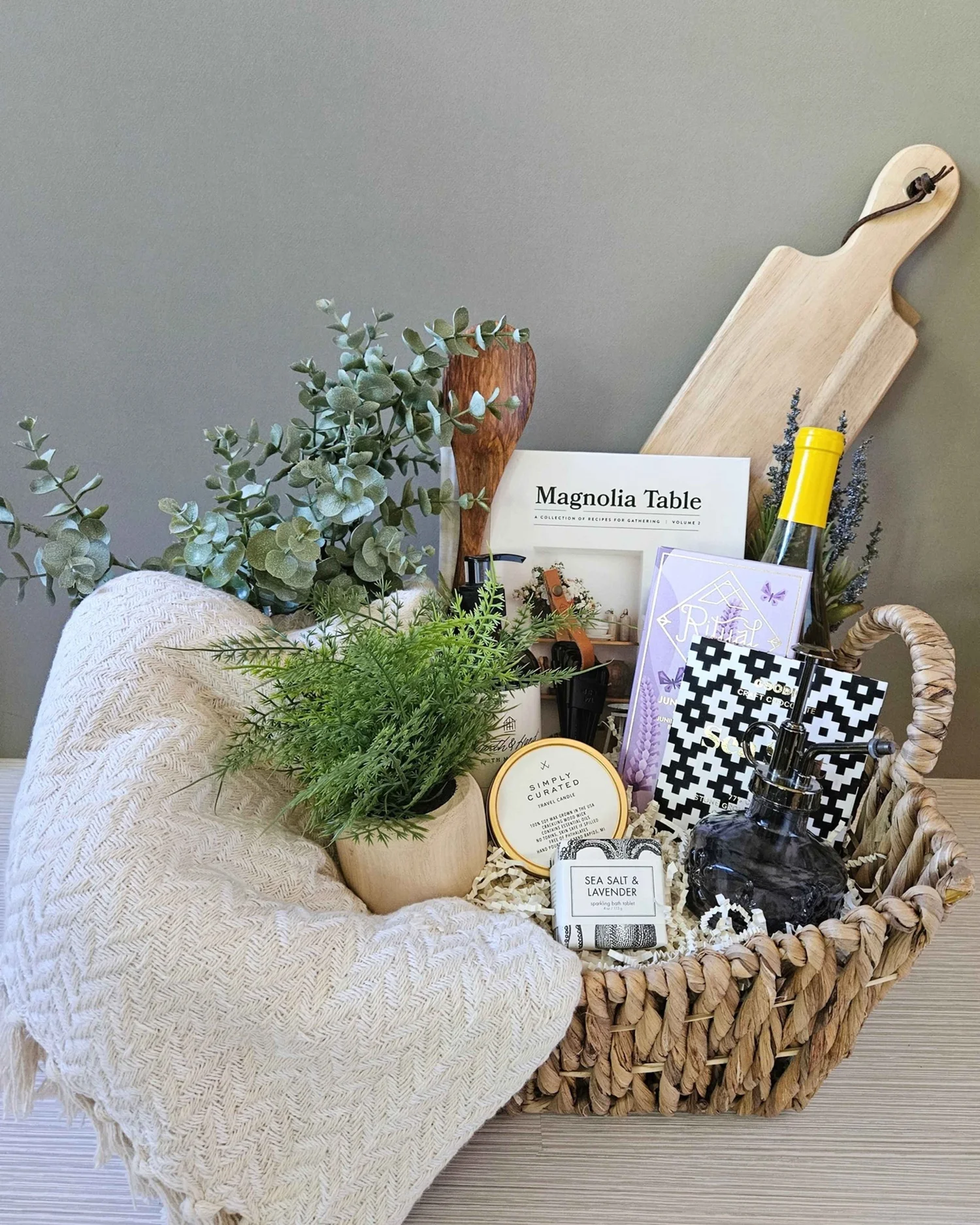 Custom Closing Gifts- Harper & James | Gifting Co.