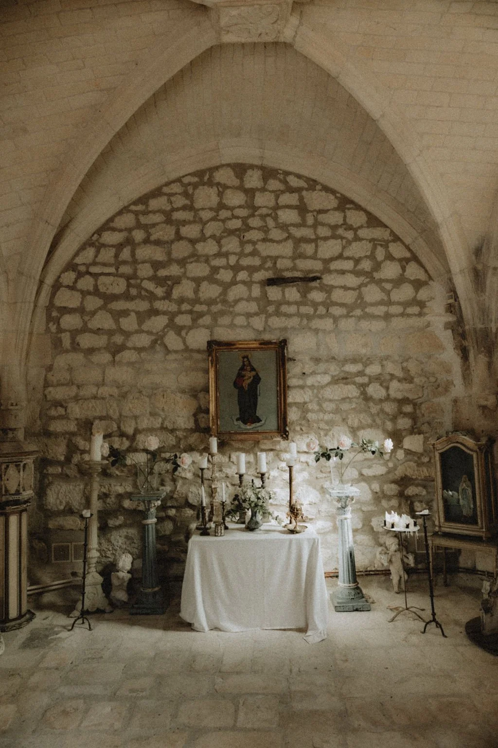Sarah and Ben’s Pretty English Cottage Garden Style Wedding in France ...