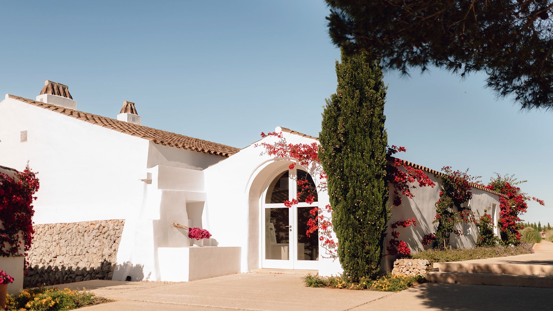 12 of the Coolest Wedding Venues in Menorca — Luxury Weddings UK