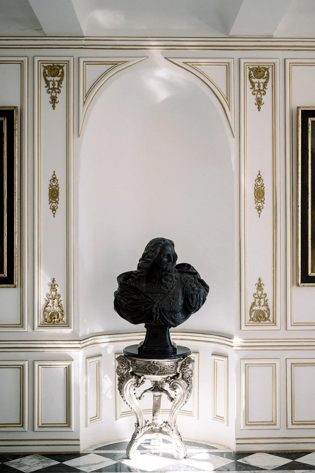 Taylor and Adam’s Glamorous and Timeless Wedding at Chateau Robernier ...