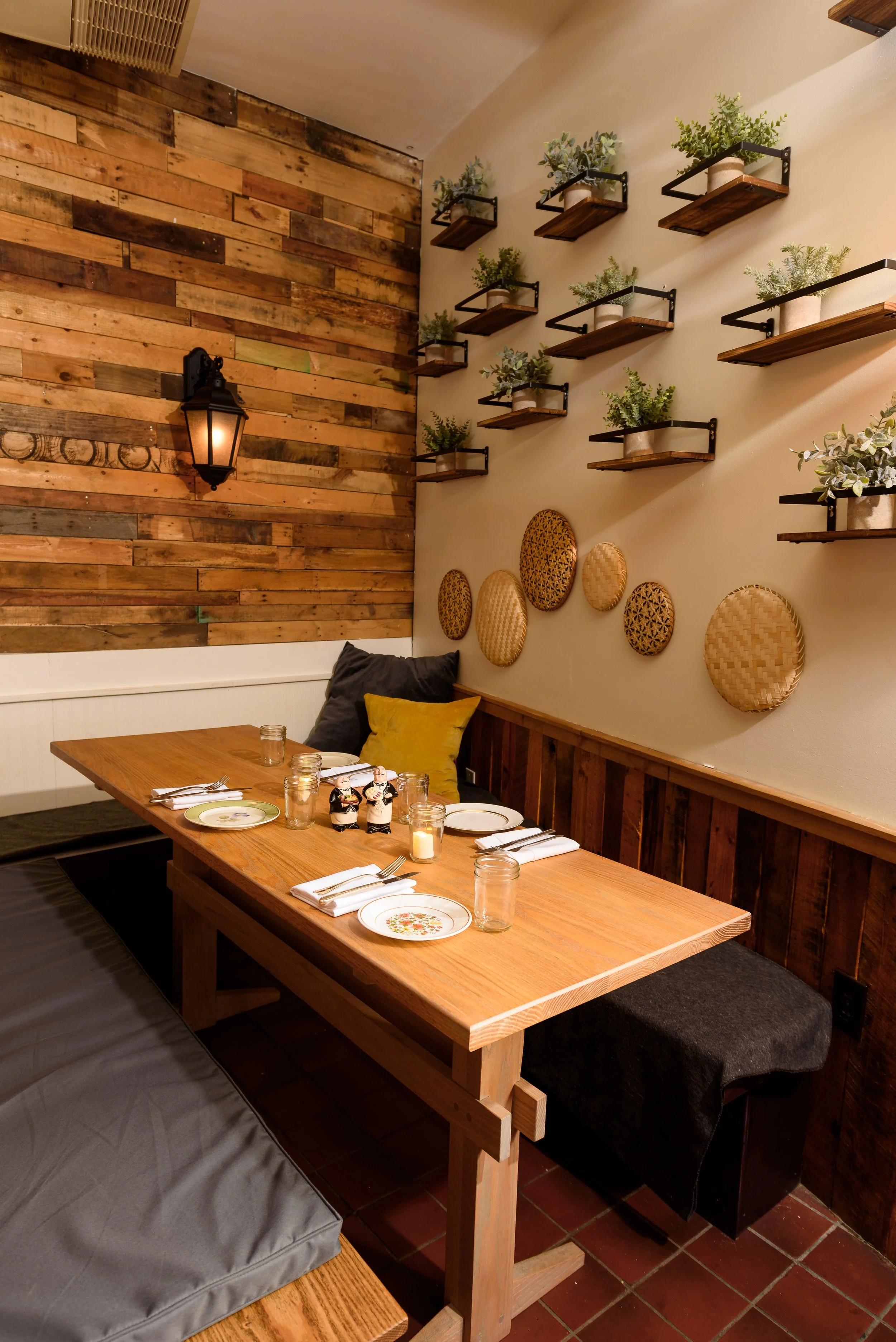 General 2 — Scratch & Co.