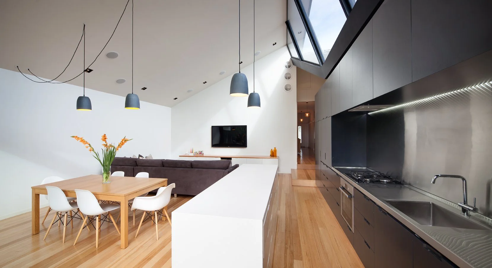 Mercury Street — build2