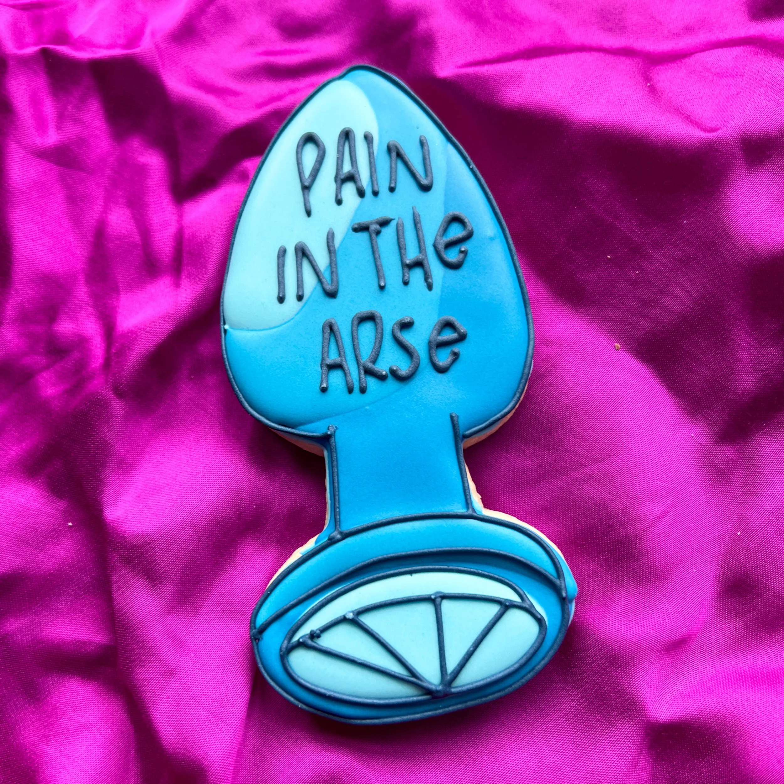 Rude Cookies: Retro Cakes and Custom Cookies made in Glasgow