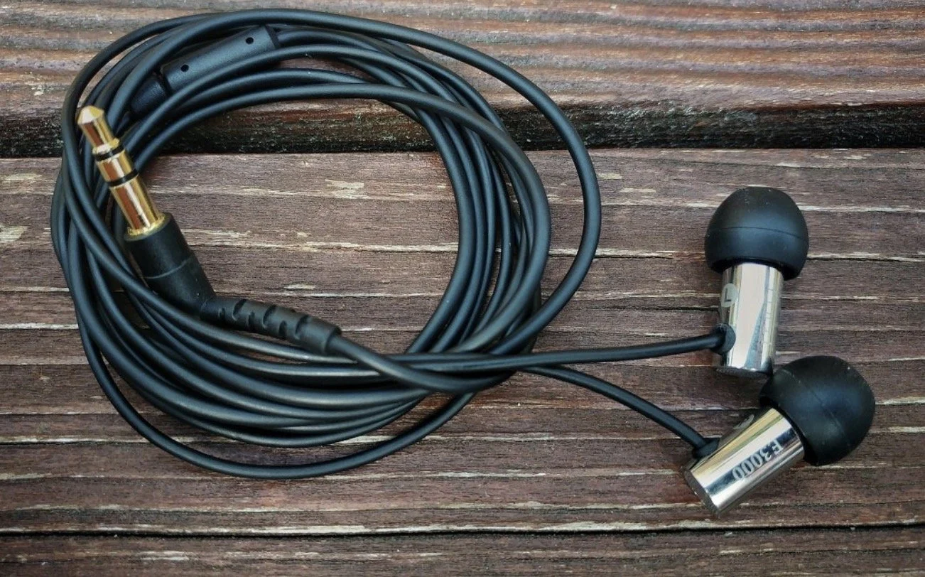 The 12 Best Earbuds for Bassheads of 2025 — Audiophile ON