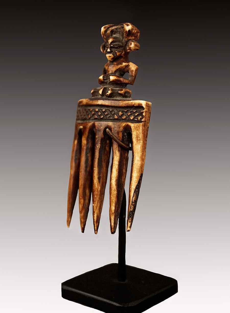 Chokwe Comb — Gallery Tribal Art