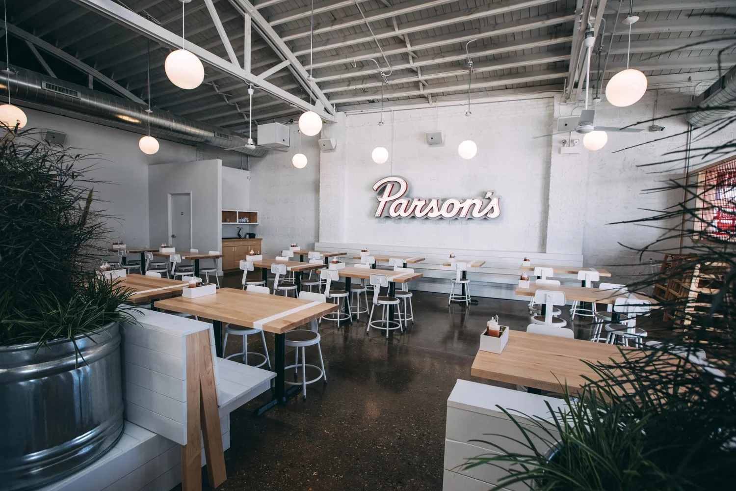 Lincoln Park Private Events — Parson's Chicken & Fish