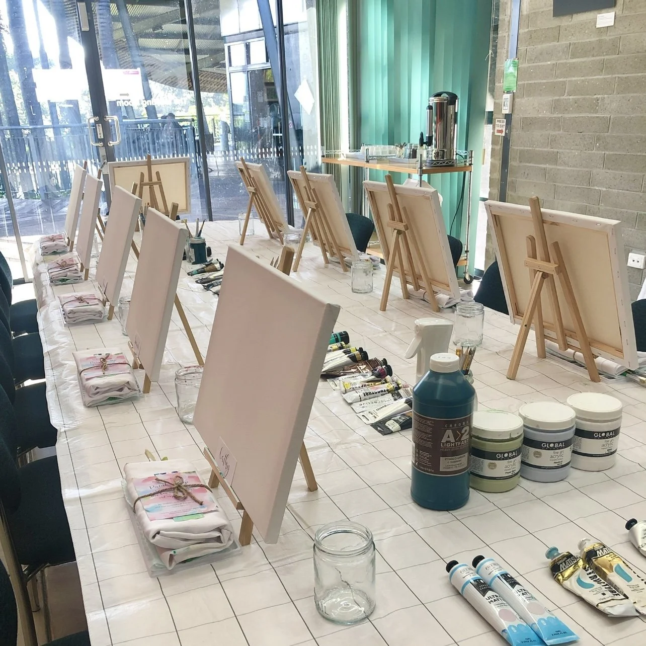 About 1 — KATE KENNEDY ART