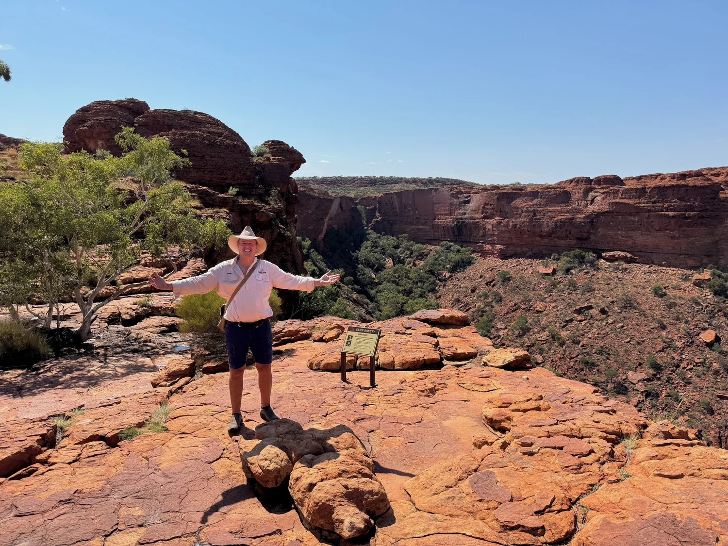 Bespoke Outback Tours — Gorge View Bush Retreat : Katherine Gorge NT