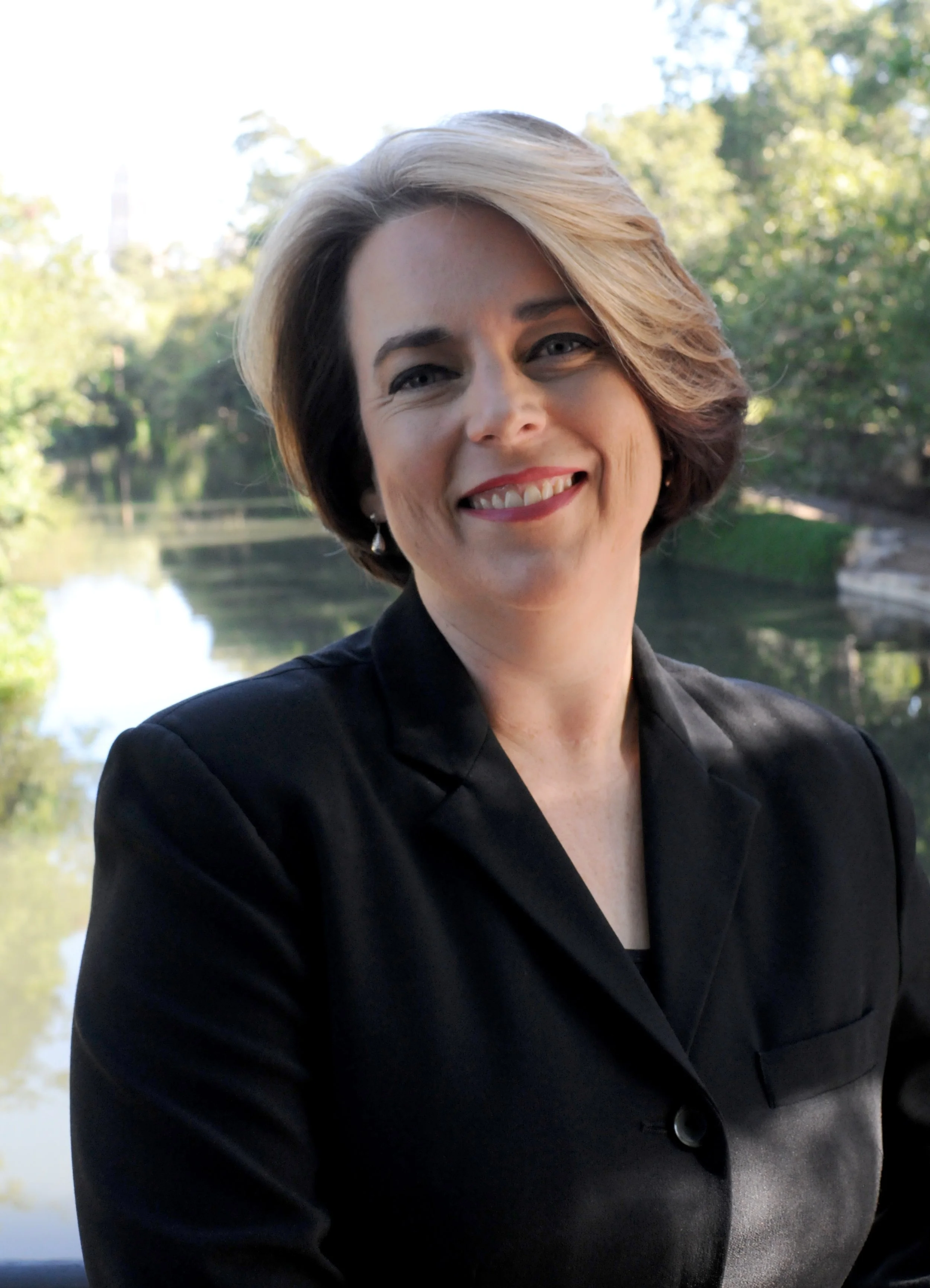 Headshots — Kristin Roach