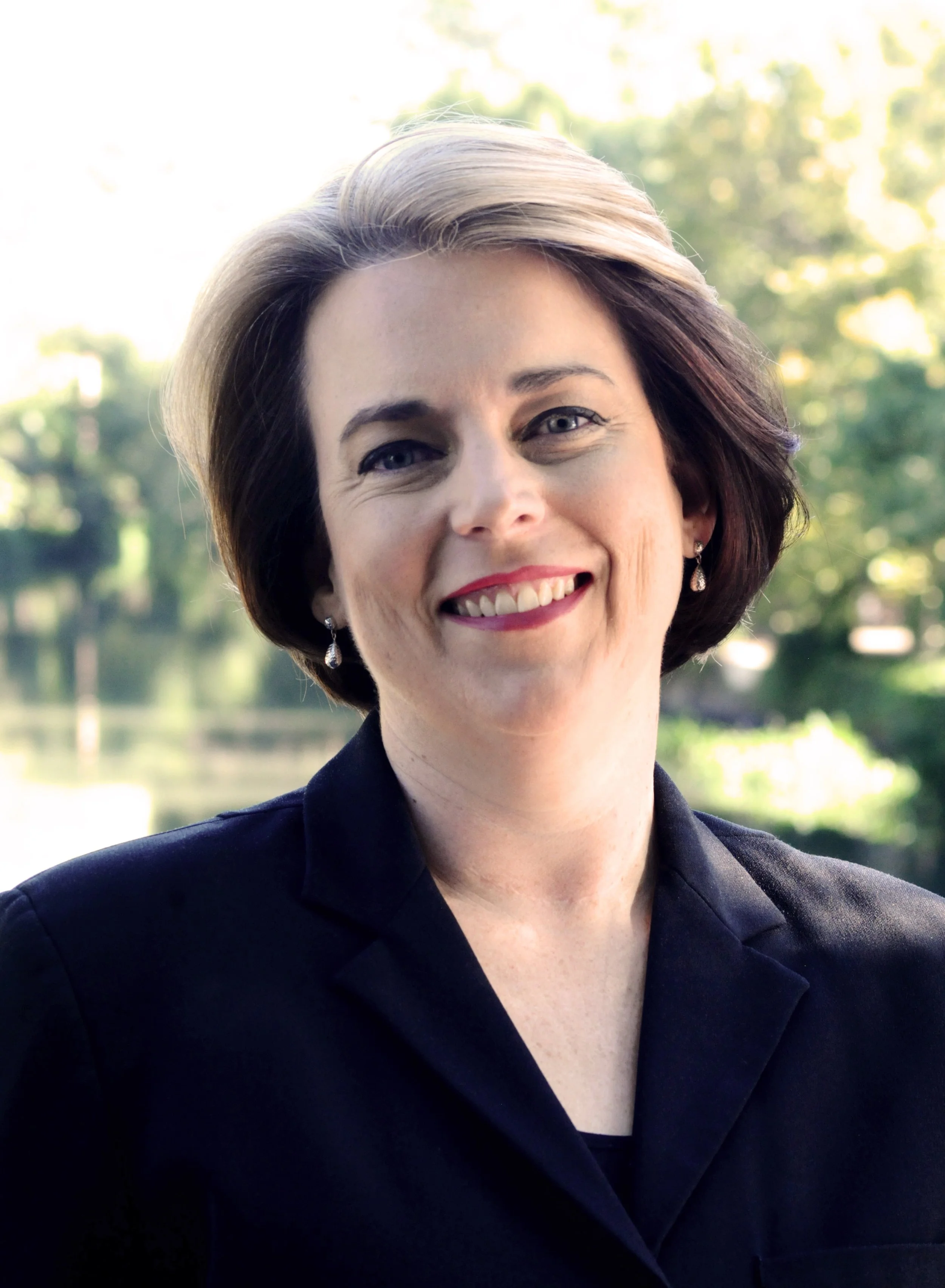 Headshots — Kristin Roach