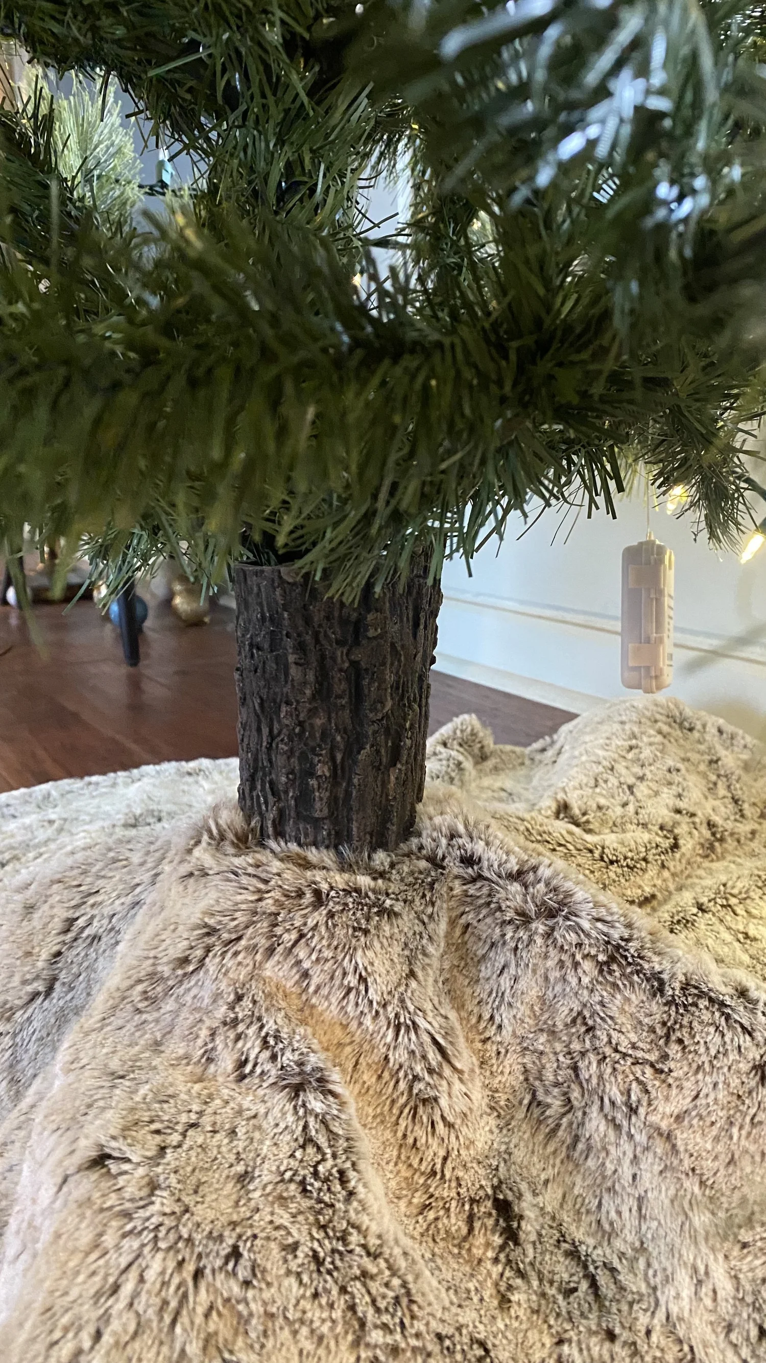 How To Make Your Artificial Tree Trunk Look Like Real Bark — Maggie McGaugh