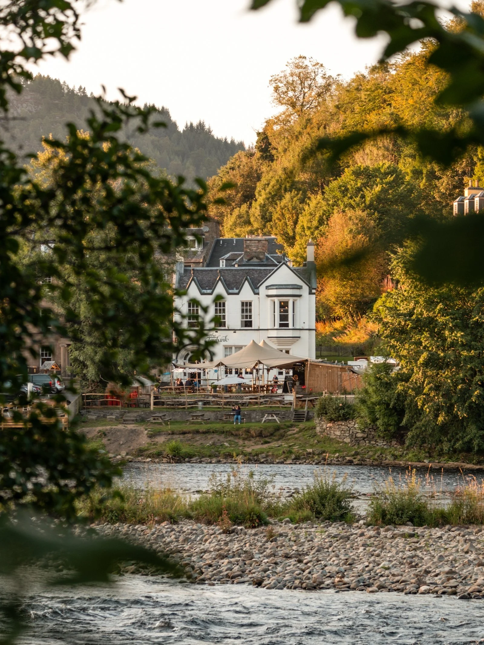 The Taybank Gardens | Experience Scenic Beer Gardens – Visit Now — The ...