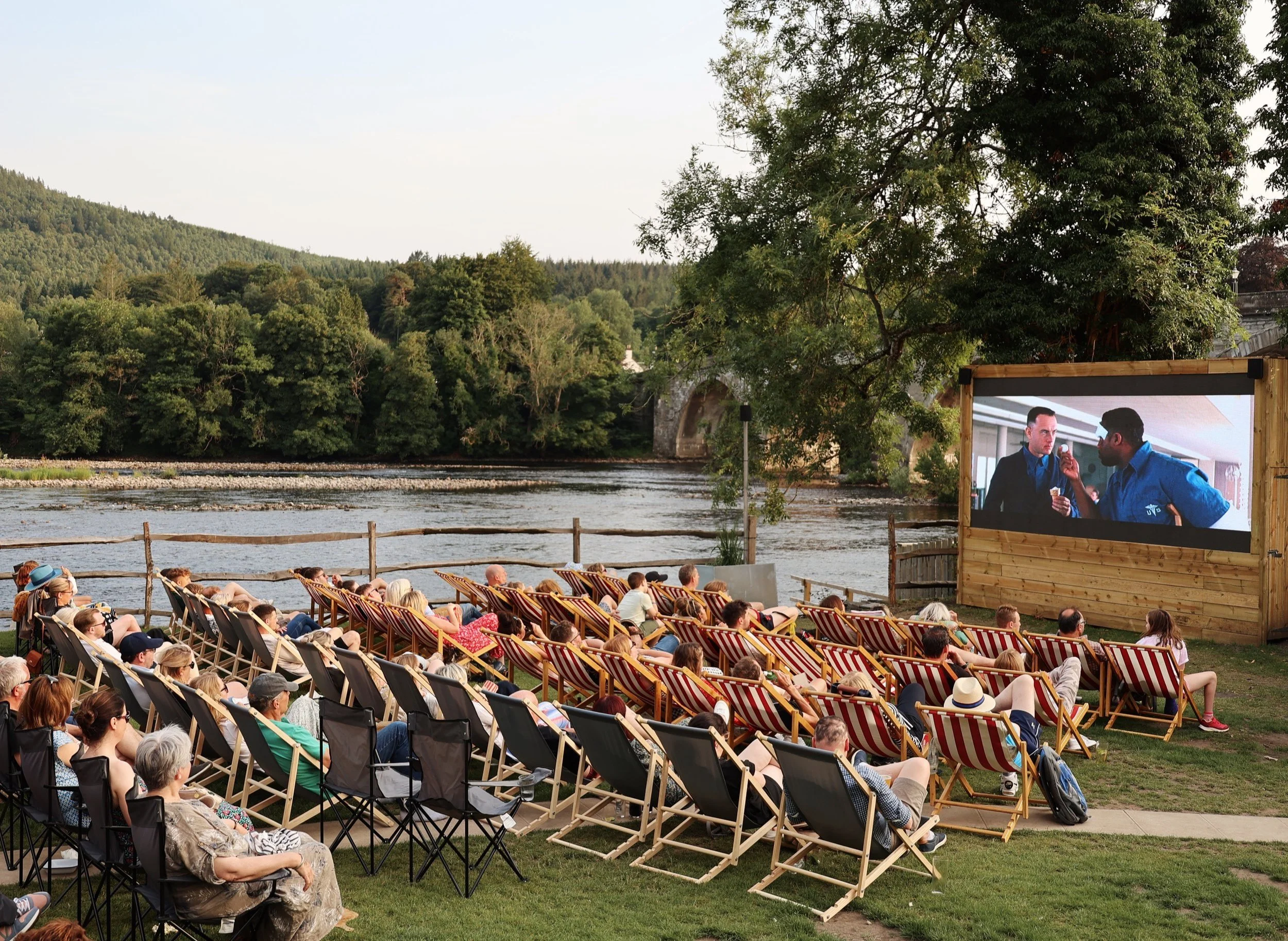 The Taybank Gardens | Experience Scenic Beer Gardens – Visit Now — The ...