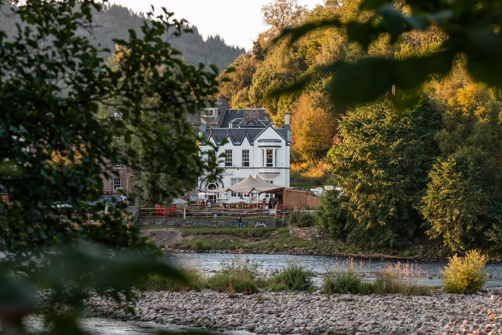 The Taybank Gardens | Experience Scenic Beer Gardens – Visit Now — The ...