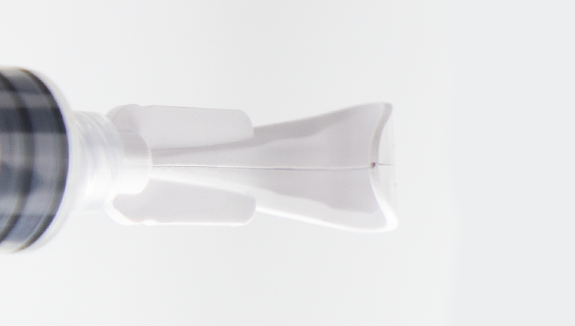 Product — rinsada--irrigating lid retractor