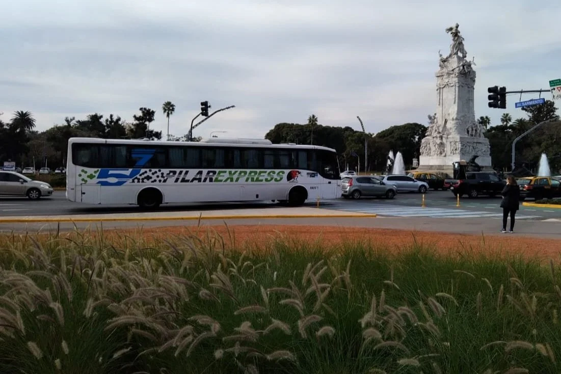 Línea 57: Pilar Express y por Autopista. La Mejor opción entre Palermo ...