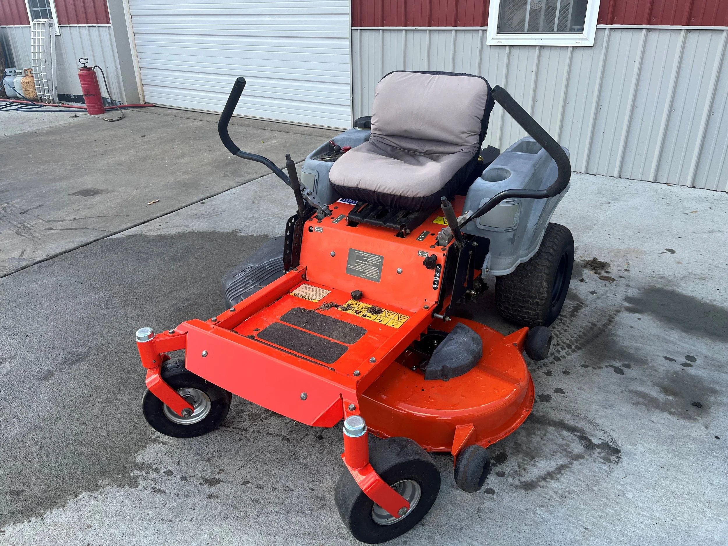 Used Residential — Springfield Mow