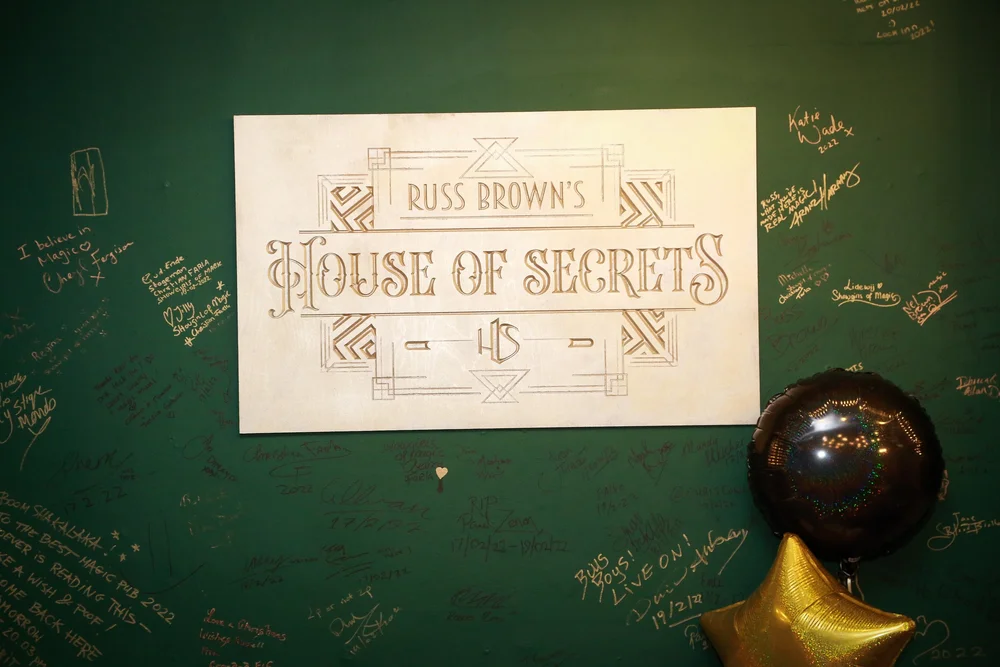 About 1 — Russ Brown's House Of Secrets