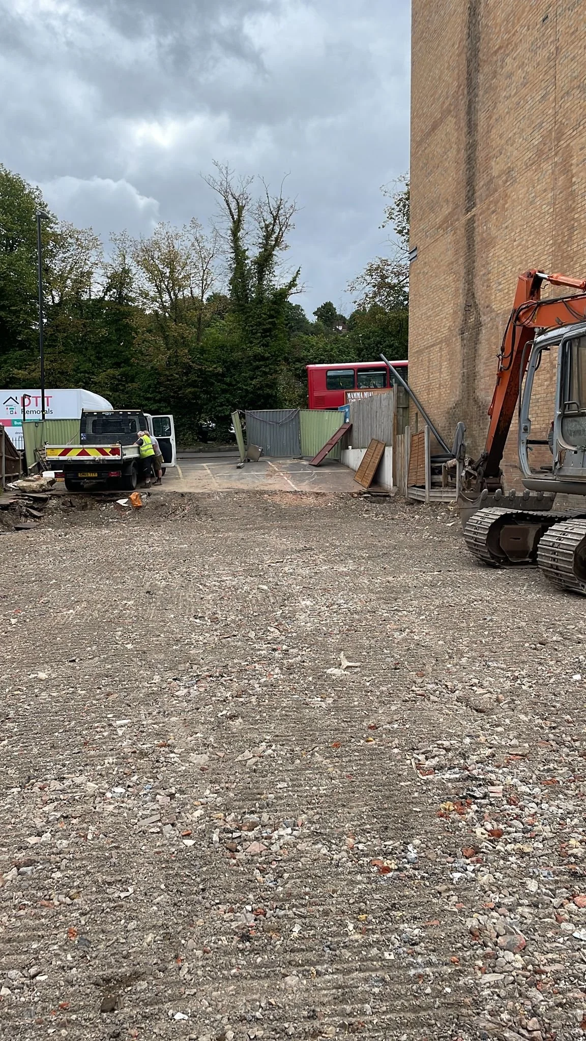 Building Purley Masjid — Purley Masjid