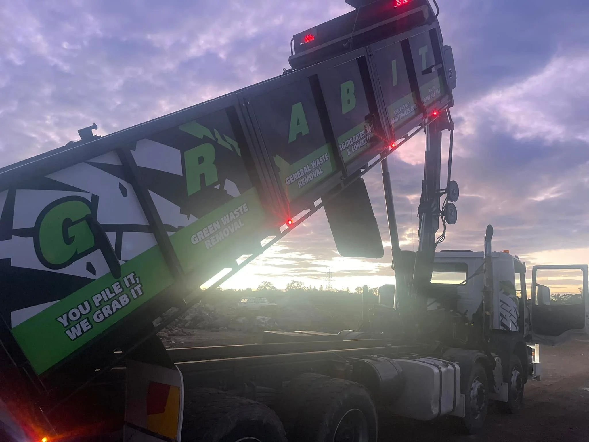 Grab It Trucks: We'll Grab It!