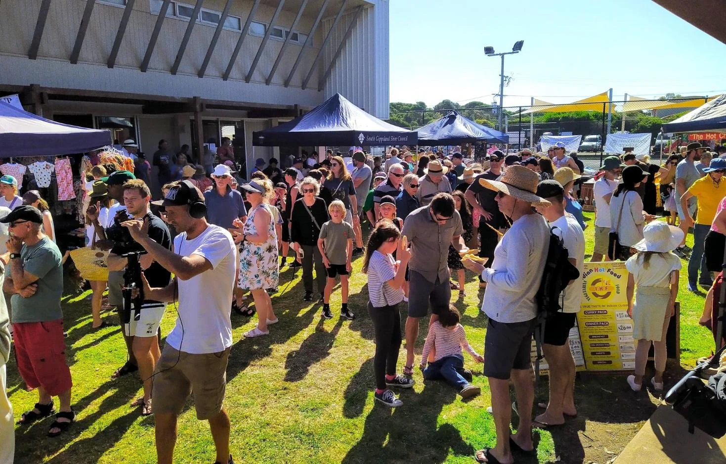 Foodies & Artisans Market — Sandy Point, Victoria