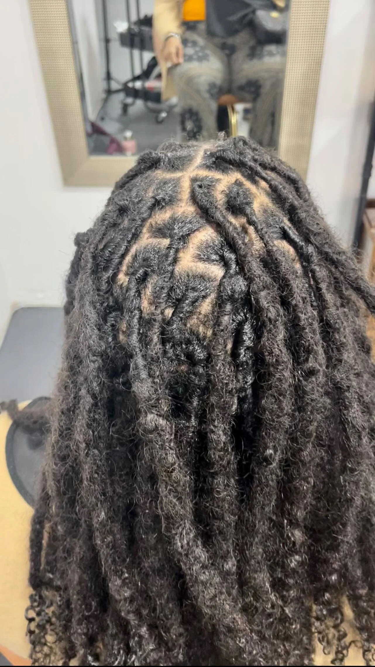 TWIST AND KNOT Handmade Loc Extensions
