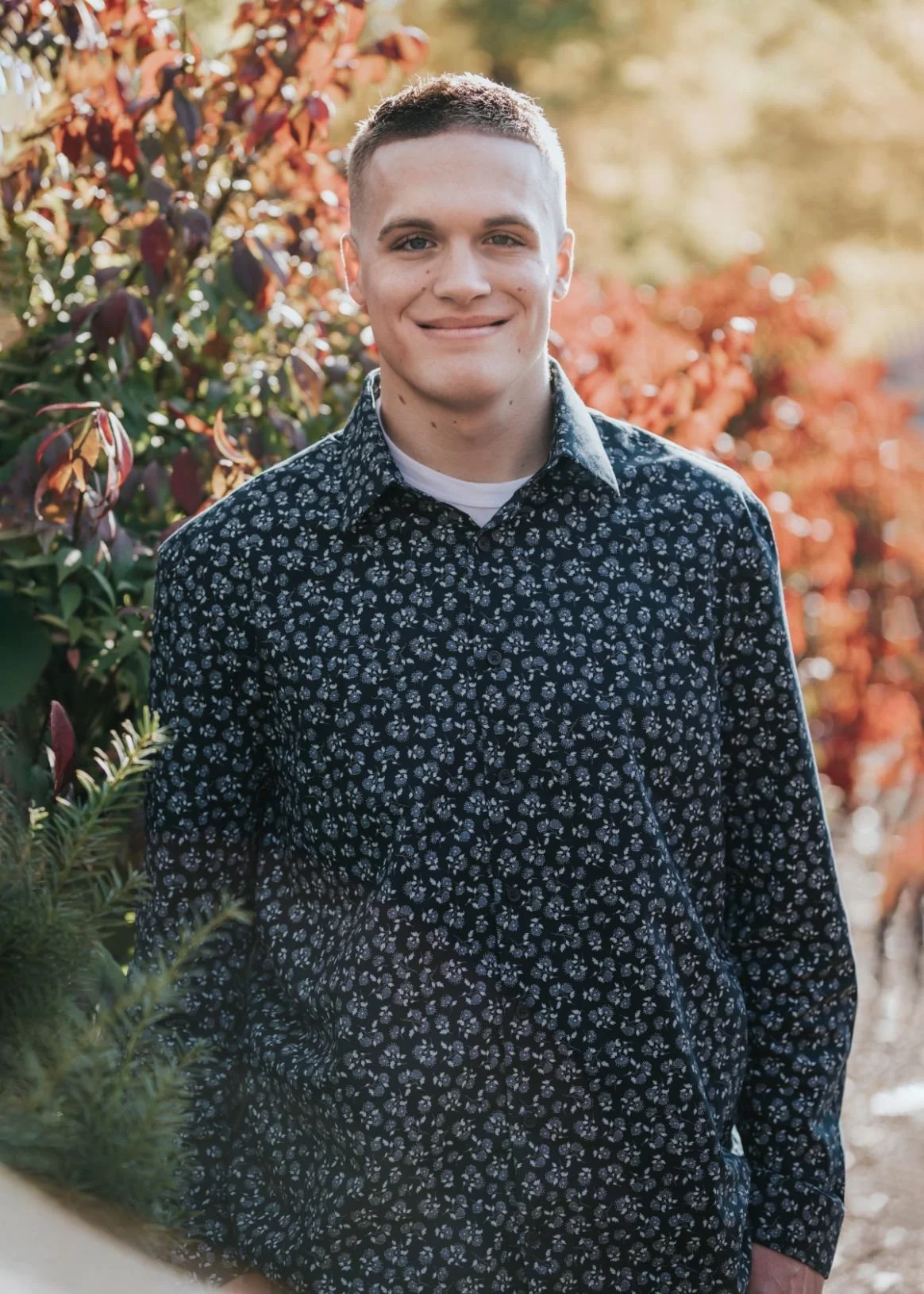Senior Picture Outfits - Outfit Ideas for Senior Photos | Senior ...