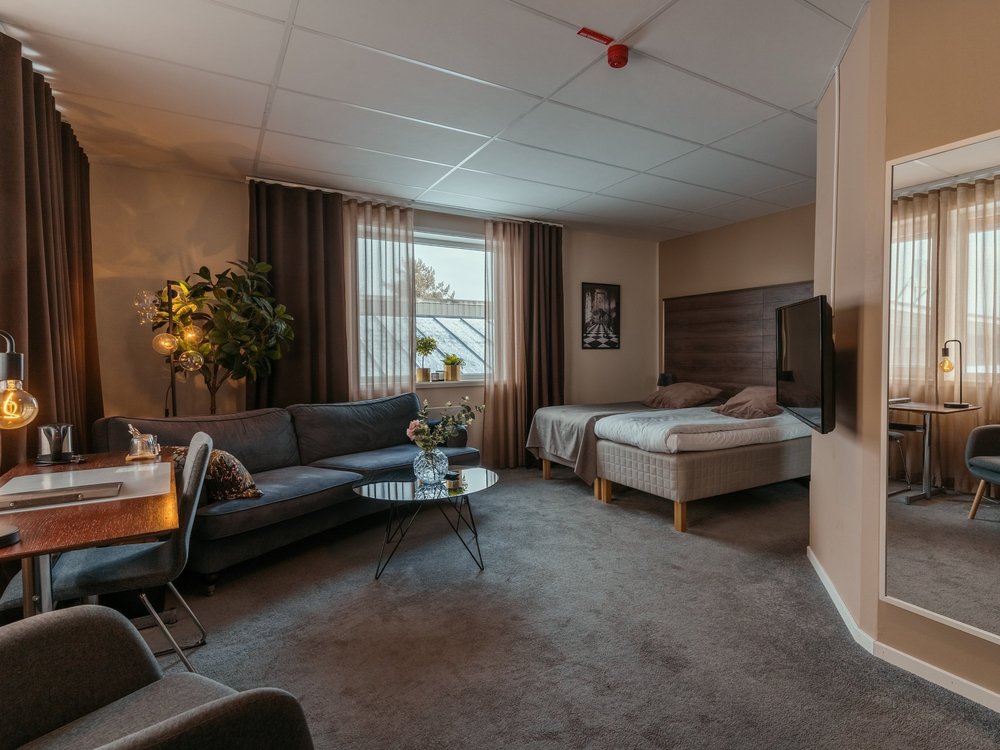 Rum & boende — HOTELL ENTRÉ NORR