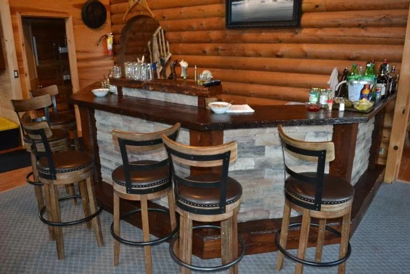 Island Pub & Game Room — Eagle Lake Island Lodge