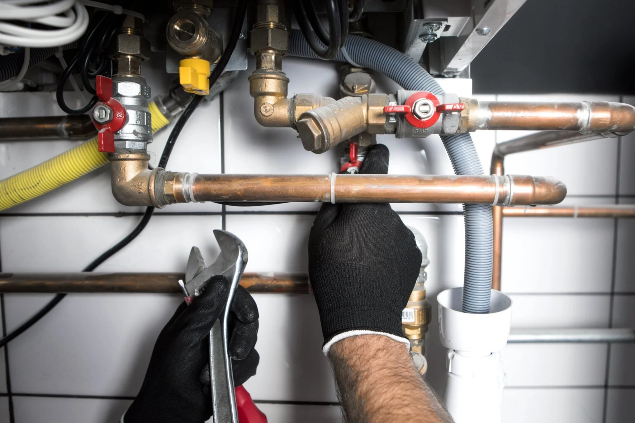 How Does Your Plumbing System Work? A Beginner's Guide — The Lindi Corp