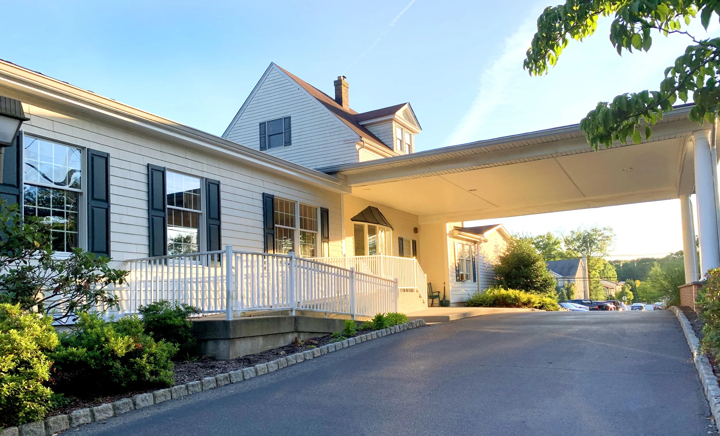 Contact 2 — Metuchen Golf & Country Club