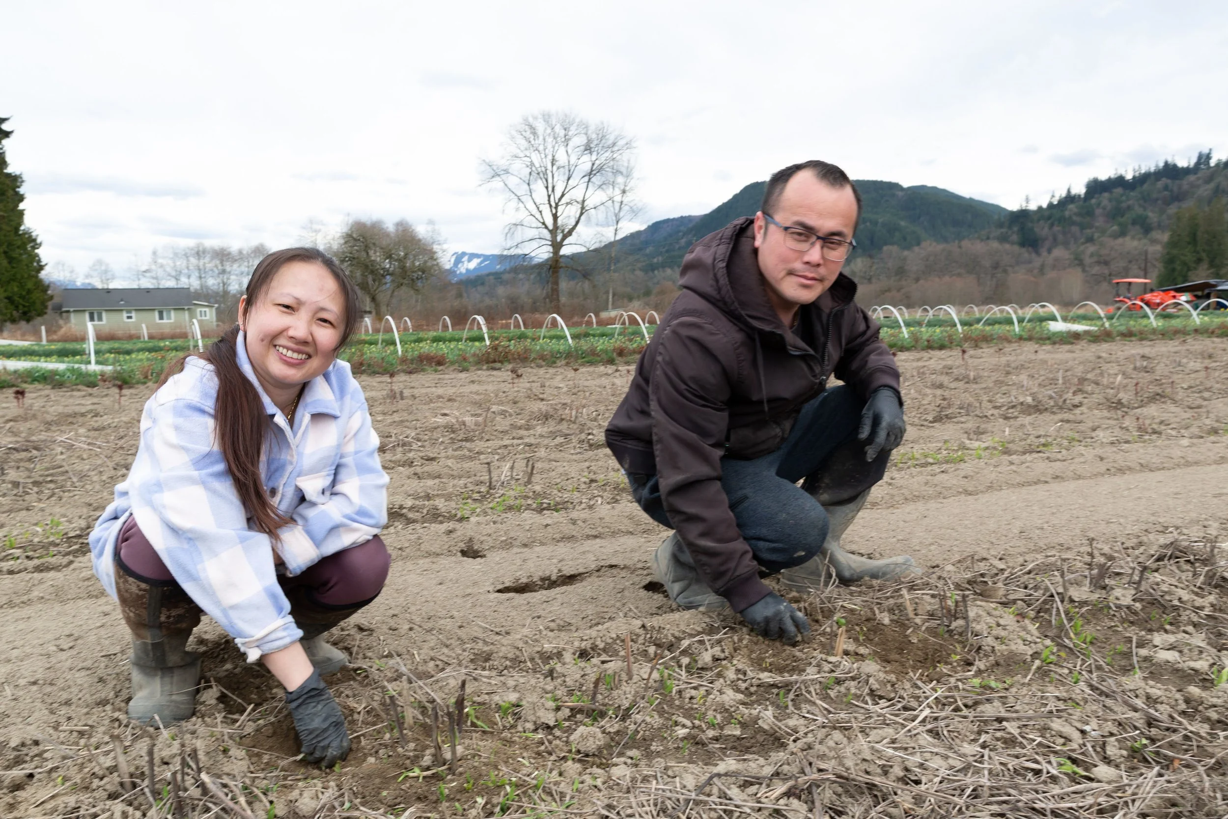 Our Farmers — Friendly Hmong Farms