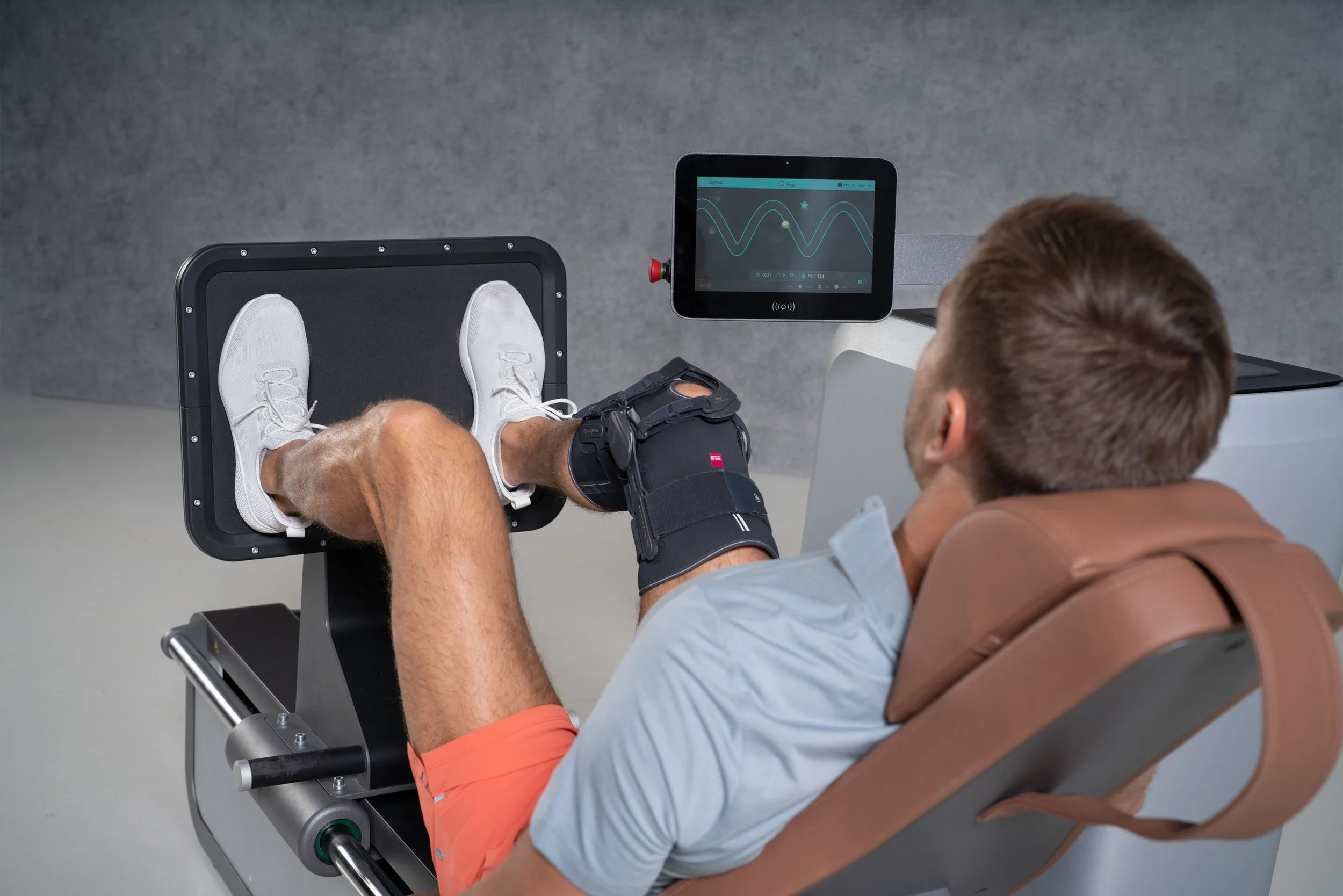 Milon Trainingsbereich — Physiomondo | Physiotherapie Frankfurt am Main