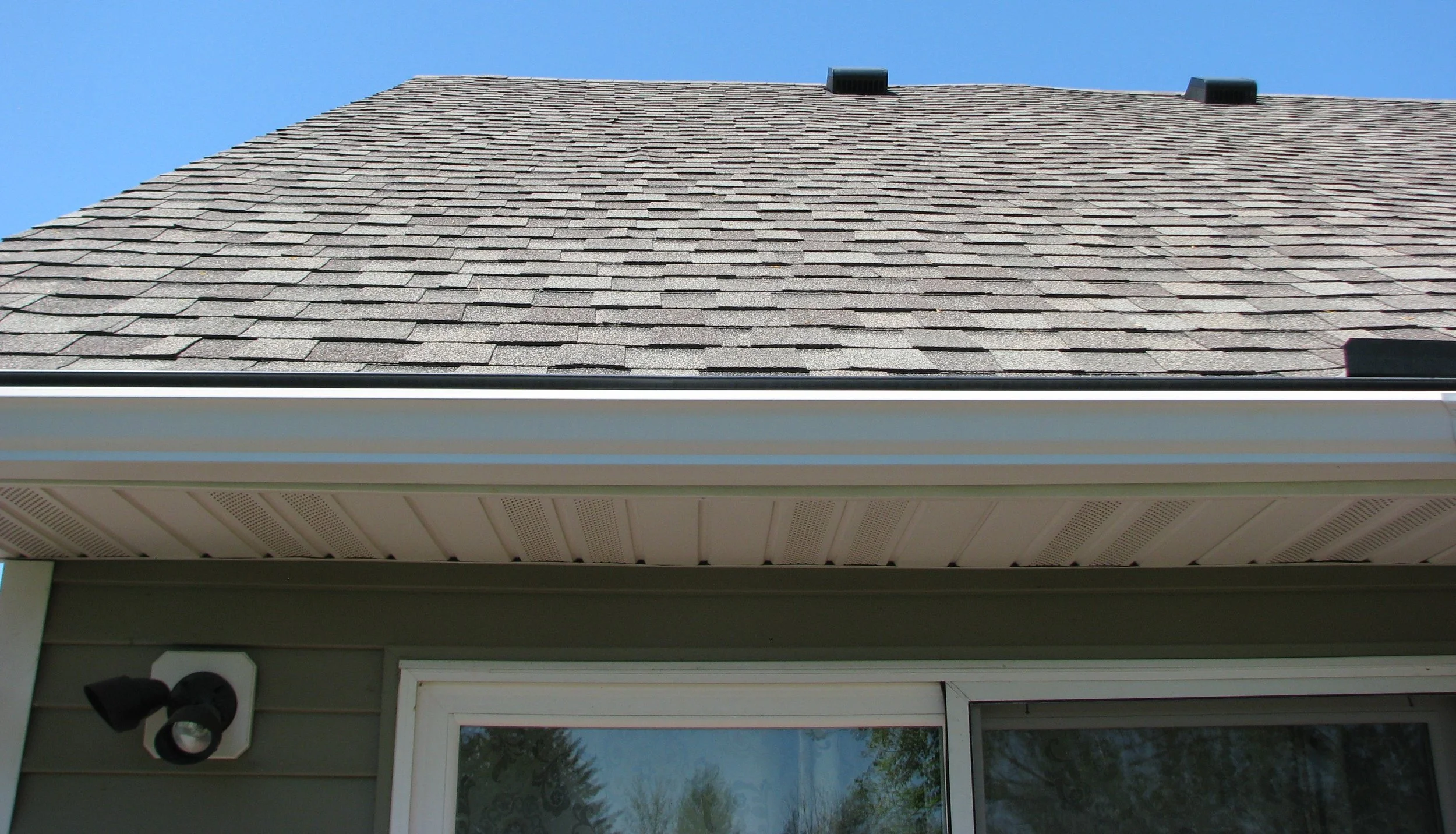 FoxGuard Gutter Covers & Fox's Flowrite Gutters