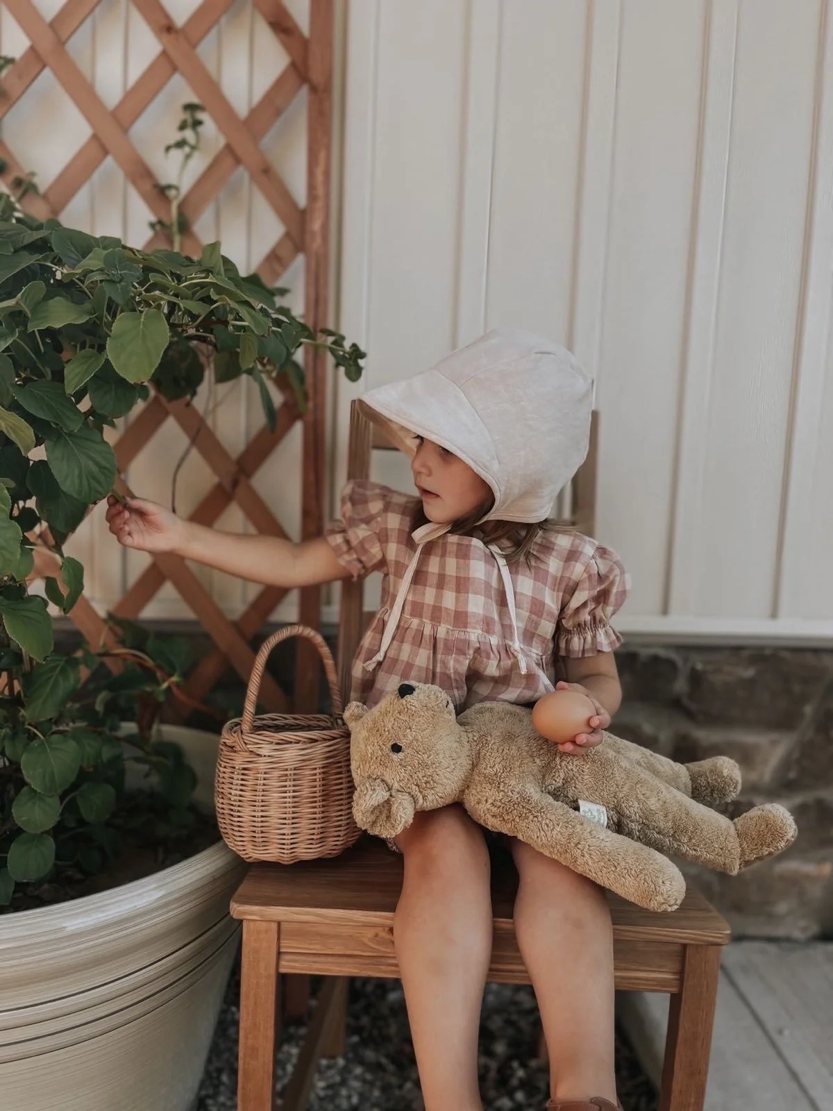 Huckleberry Bonnets Co