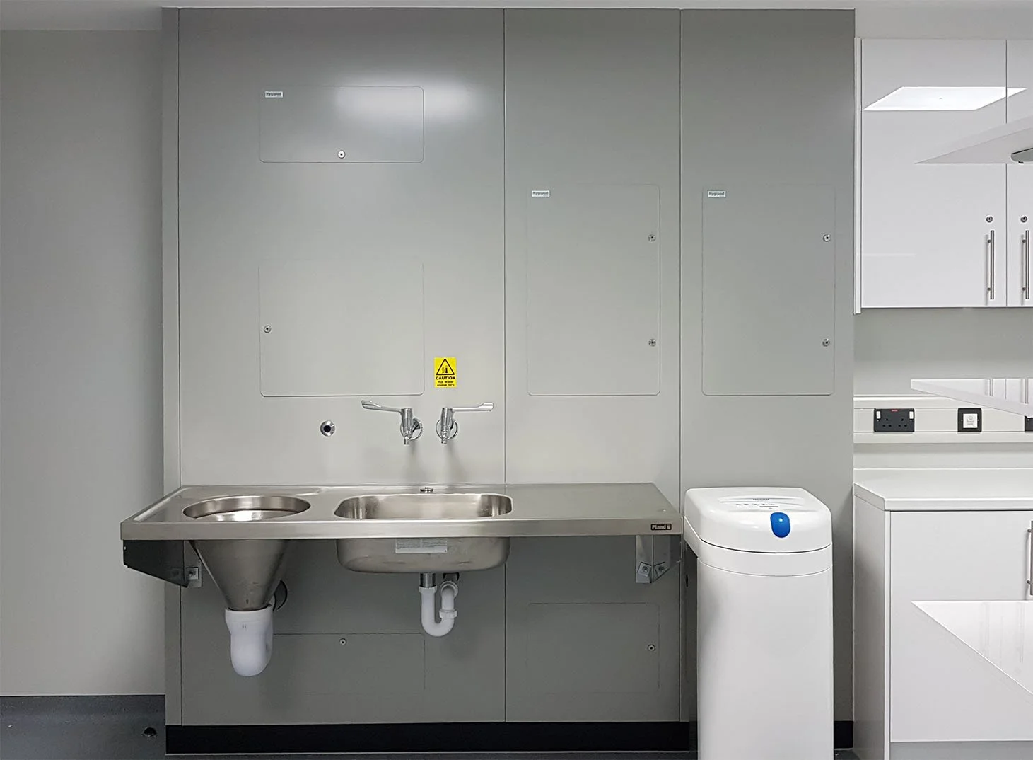 Integrated plumbing system for healthcare -Clinical IPS - Hygipod IPS ...