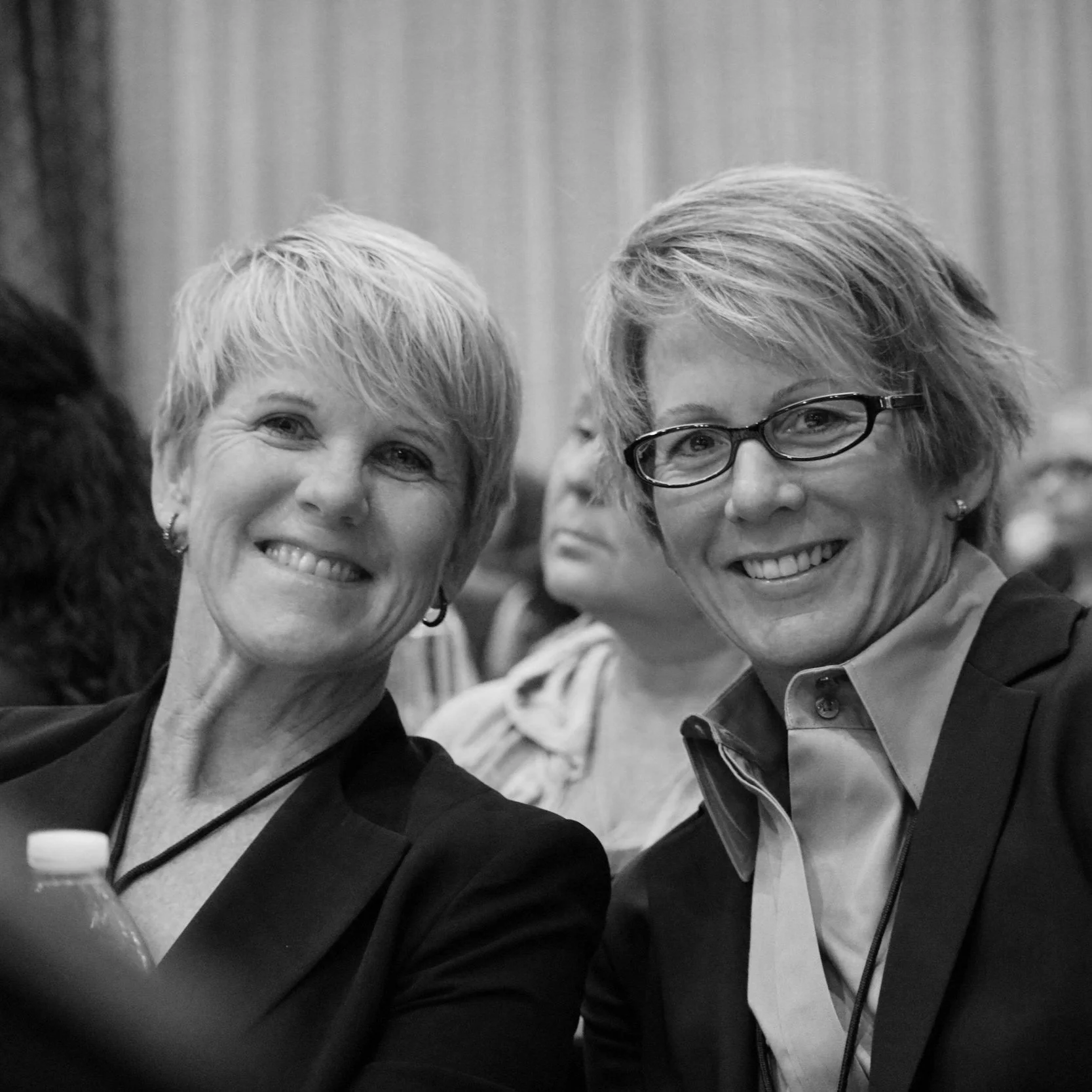WLLEF Awards and Scholarships — Women Leaders in Law Enforcement Foundation