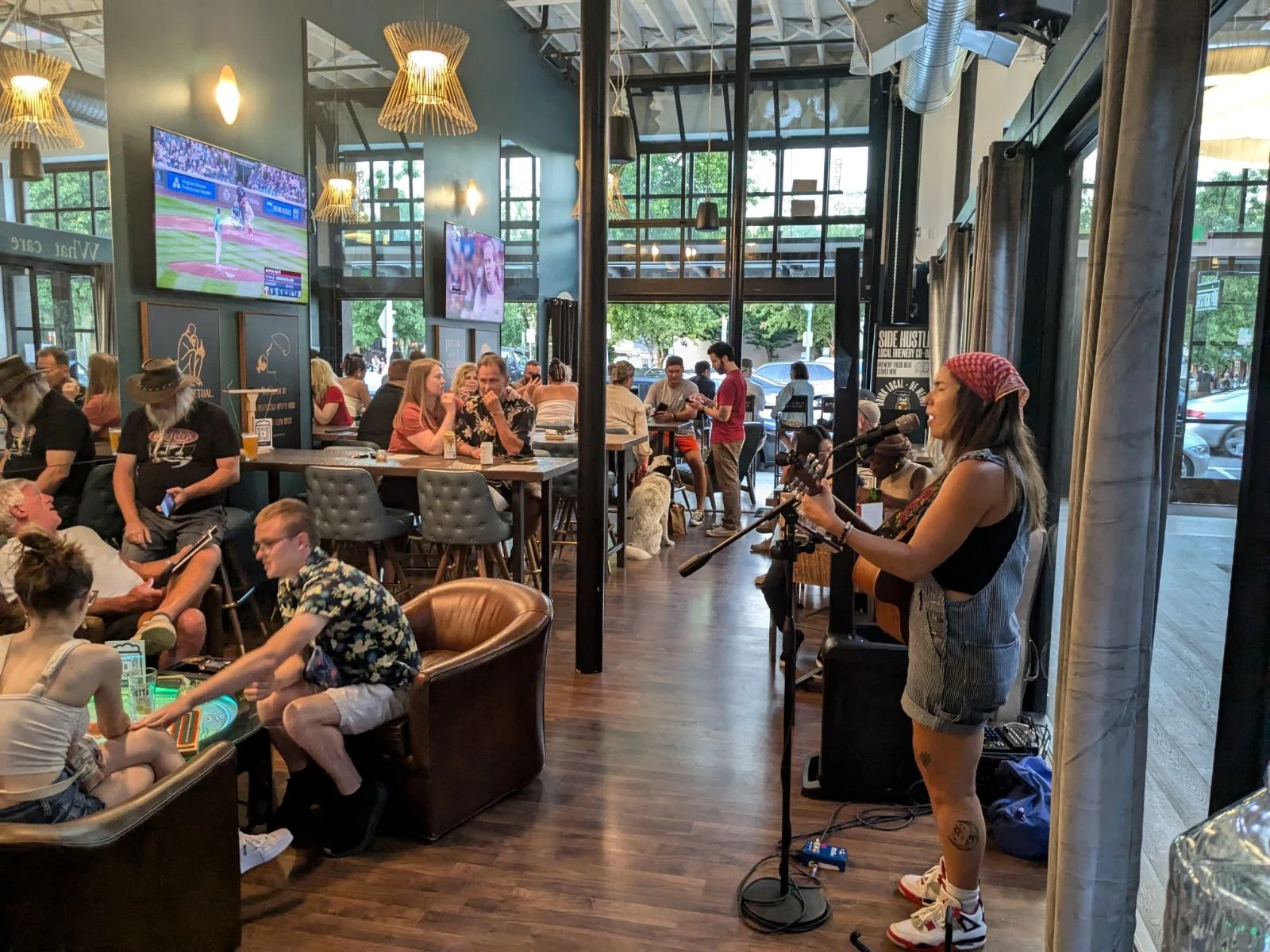 Side Hustle Taproom - Kirkland