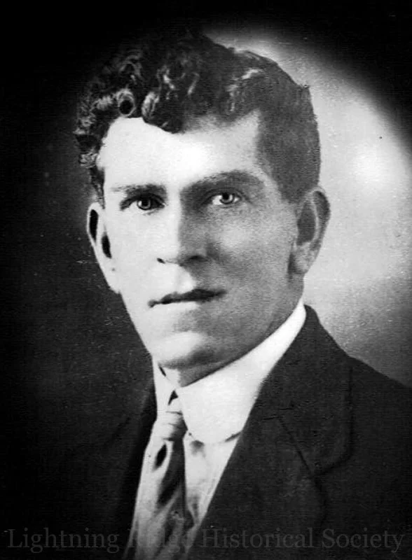 Cecil Hammond — Lightning Ridge Historical Society