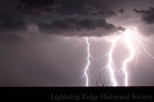 About Lightning Ridge — Lightning Ridge Historical Society