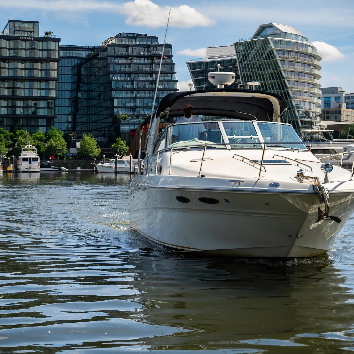 Mahogany Yacht Charters