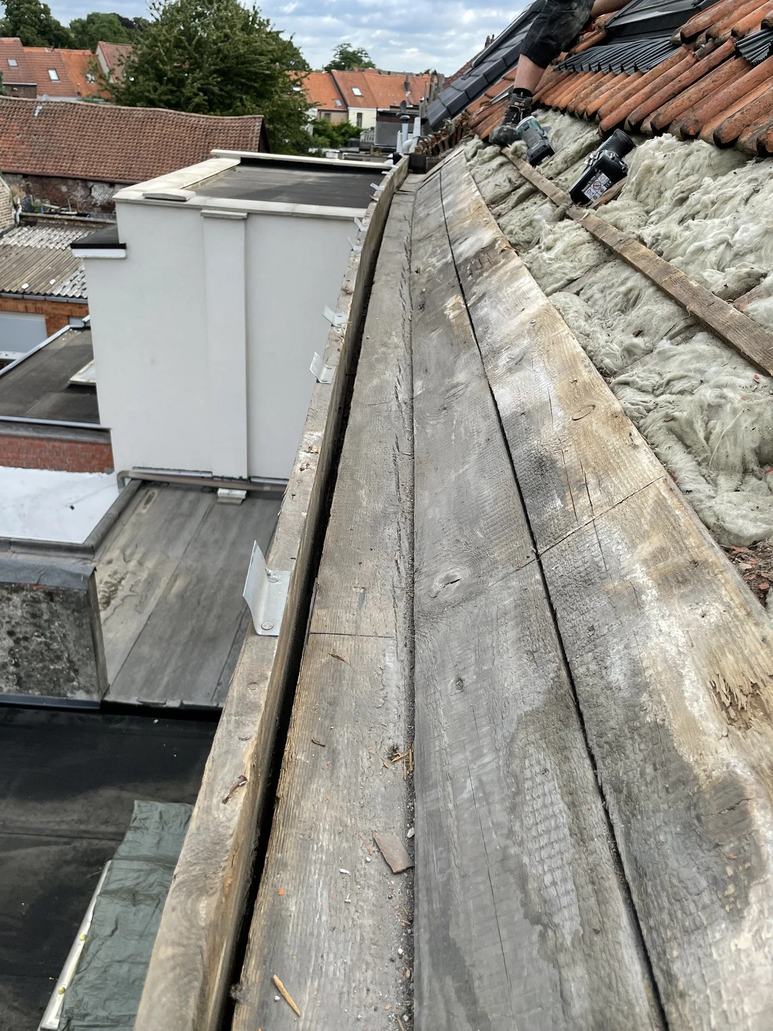 Rénovation de chéneau — AVA Toiture - Pose, rénovation et isolation de ...