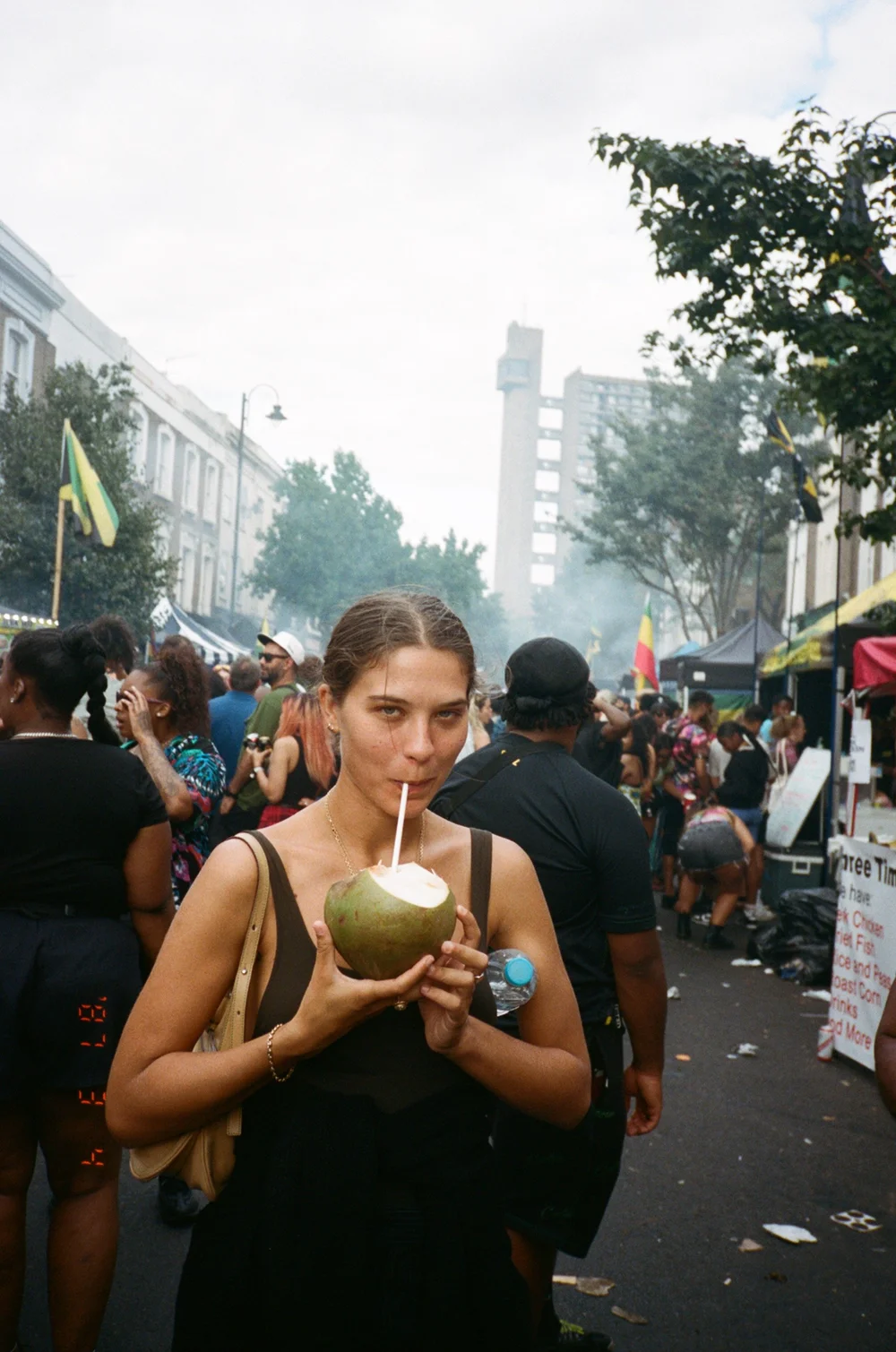 "NOTTING HILL CARNI" — DEXTER NAVY