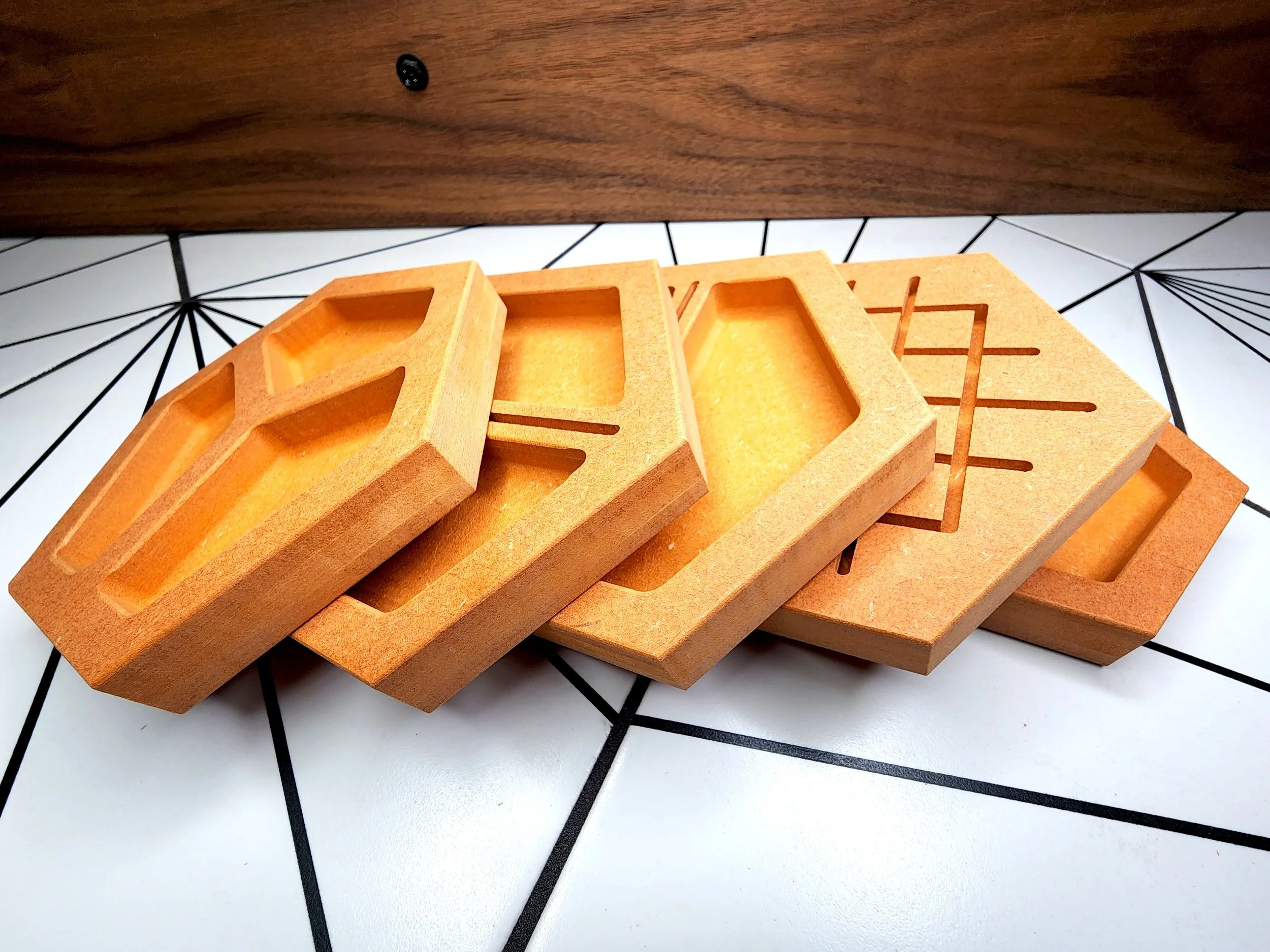 GAME PARTS TRAY — Modern Meeple