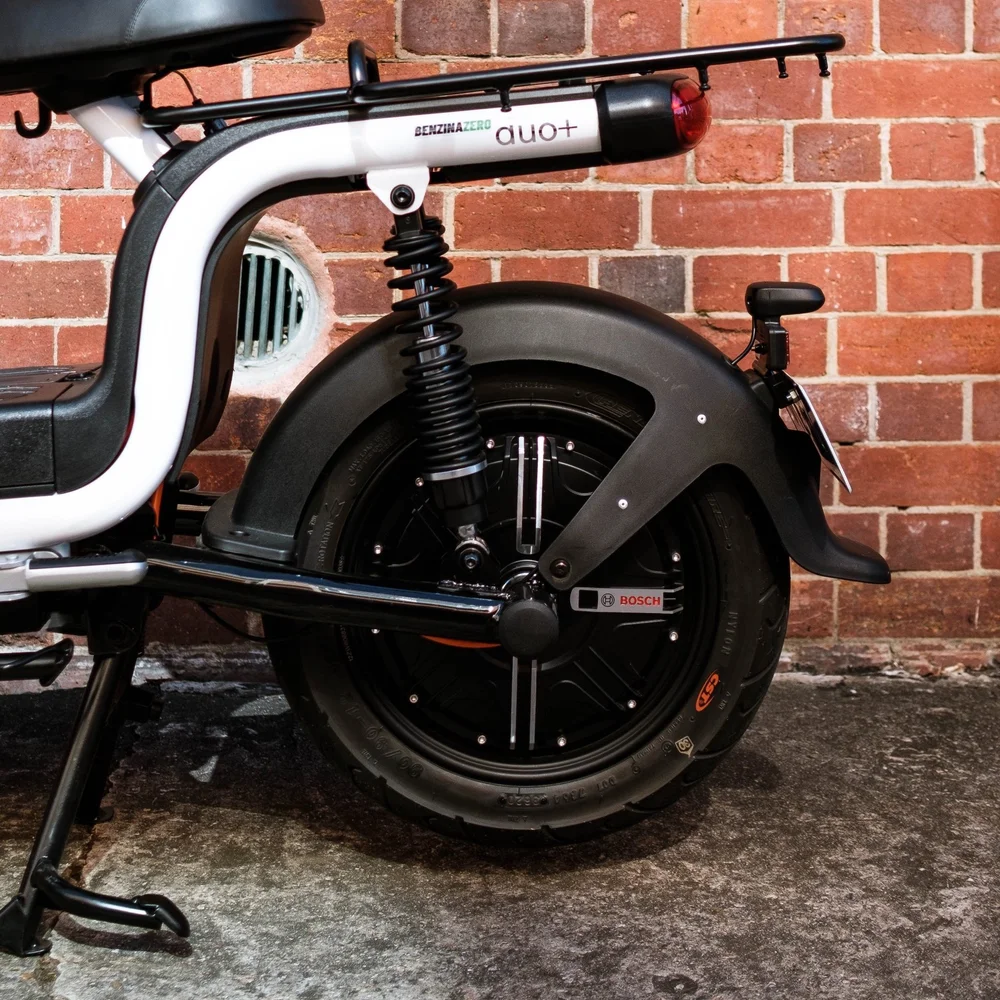Benzina Zero - Duo — Scooter Meccanica