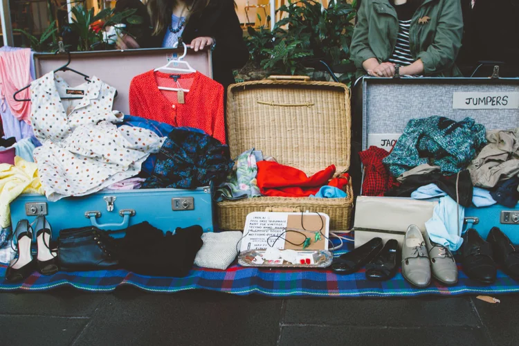 Market Dates — Suitcase Rummage