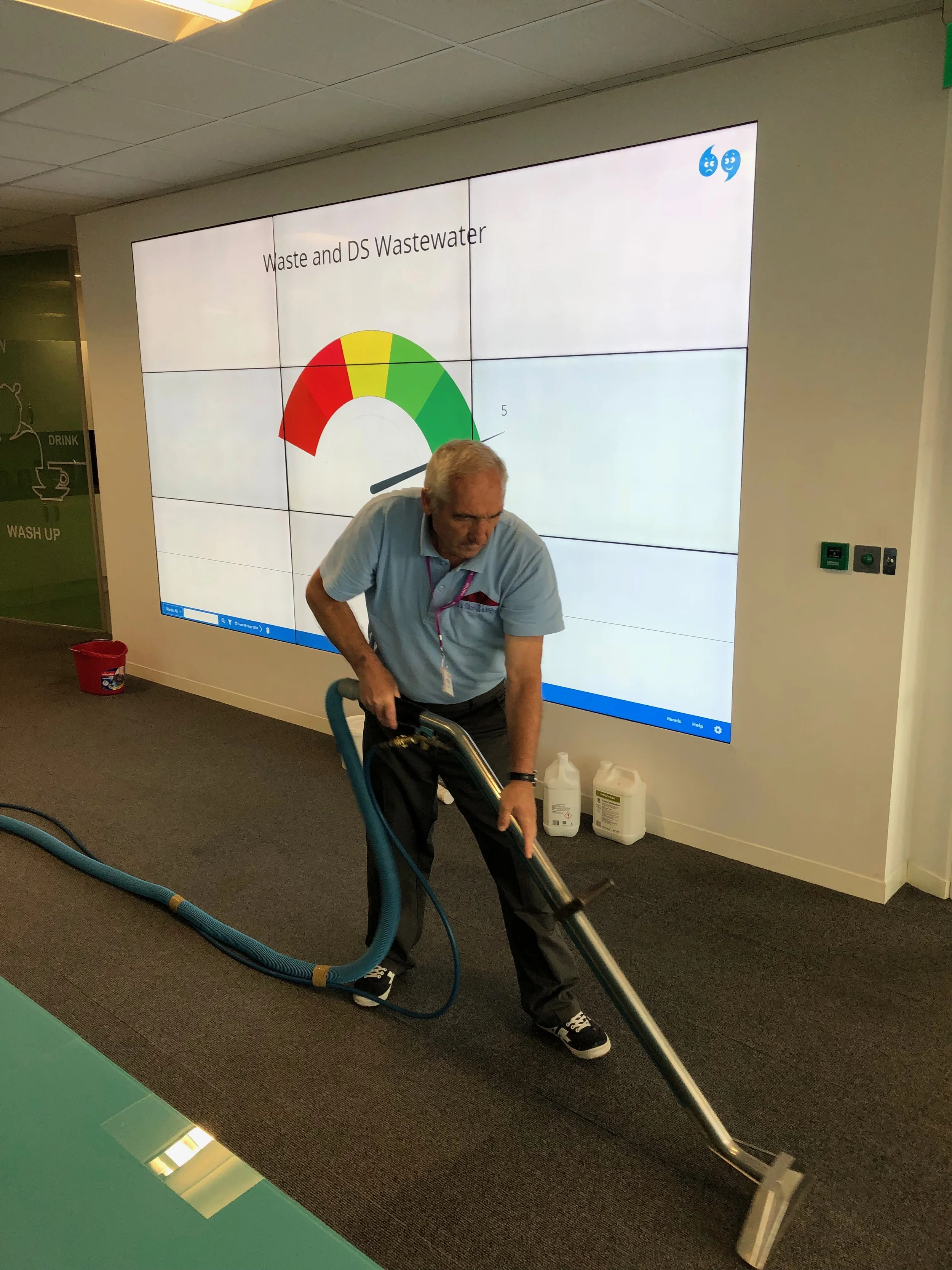 Professional Steam Carpet Cleaning London | Go For Cleaning